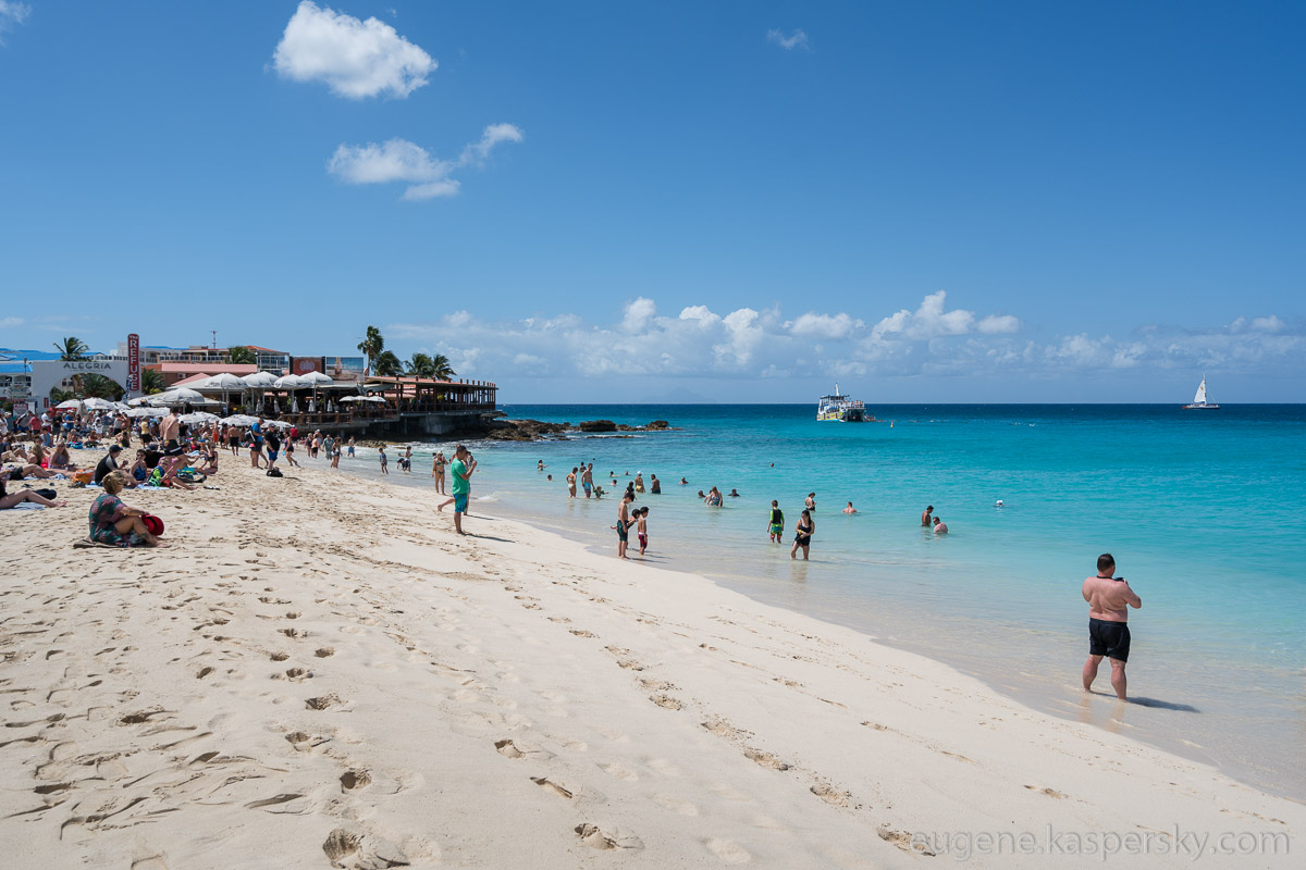 The World’s Craziest Beach. | Nota Bene: Eugene Kaspersky’s Official Blog