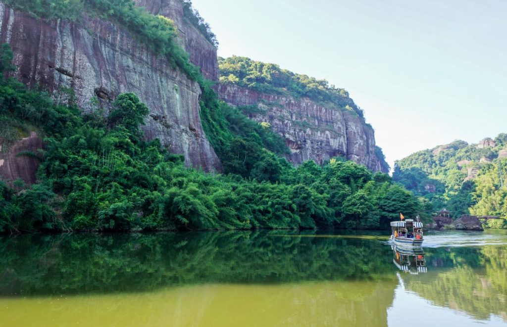 Up, down and around Danxia – all before noon. | Nota Bene: Eugene ...