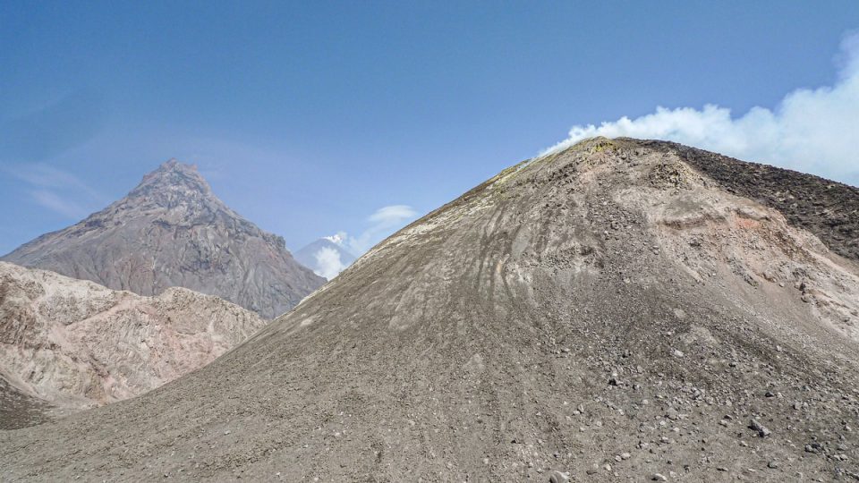 Erosion, disintegration, conspirology and OMG-views: the Pyramids of ...