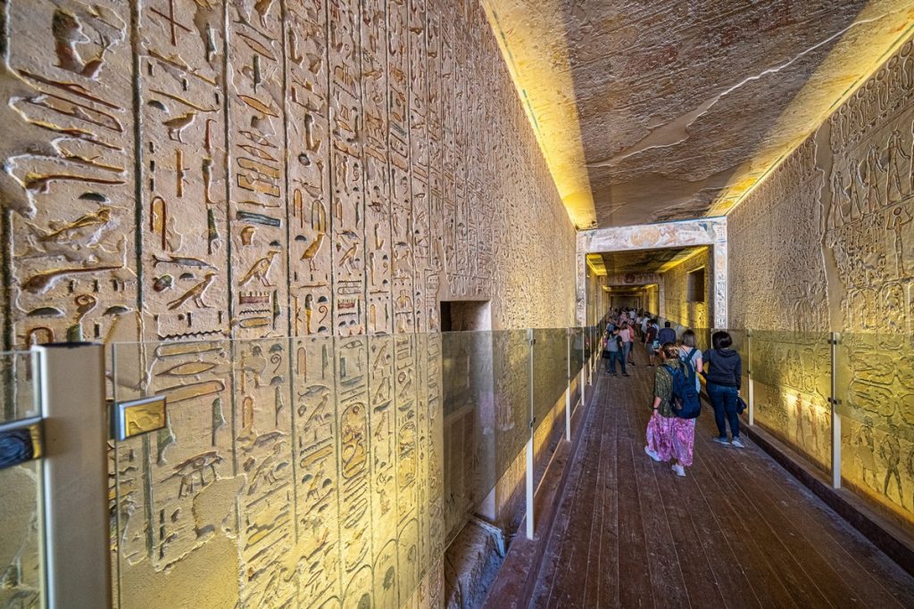 The underground labyrinth of tunnels and tombs of the Valley of the ...