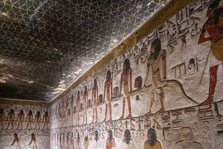 The underground labyrinth of tunnels and tombs of the Valley of the ...