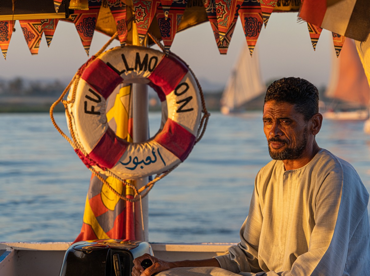 Time to chill for a while – on a boat cruise along the Nile. | Nota ...