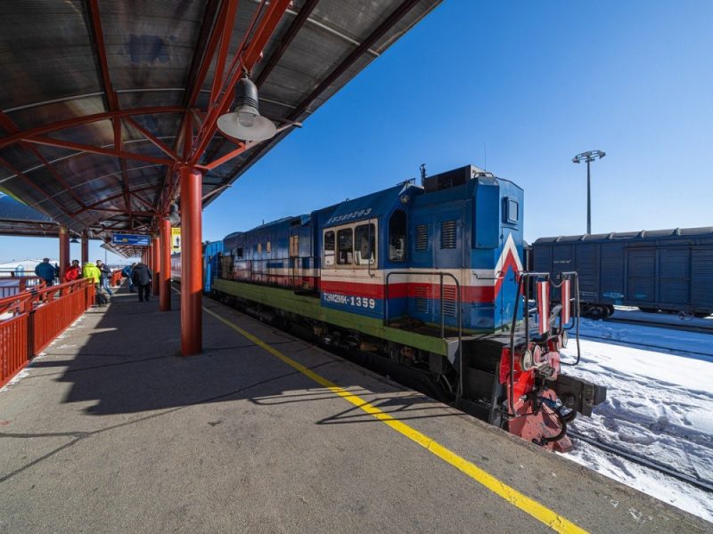 Yakutian winter roads, photoshoots on frozen rivers, and 4×4 and other ...